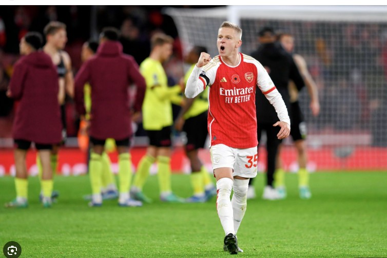Arsenal đồng ý cho Ajax mượn Oleksandr Zinchenko